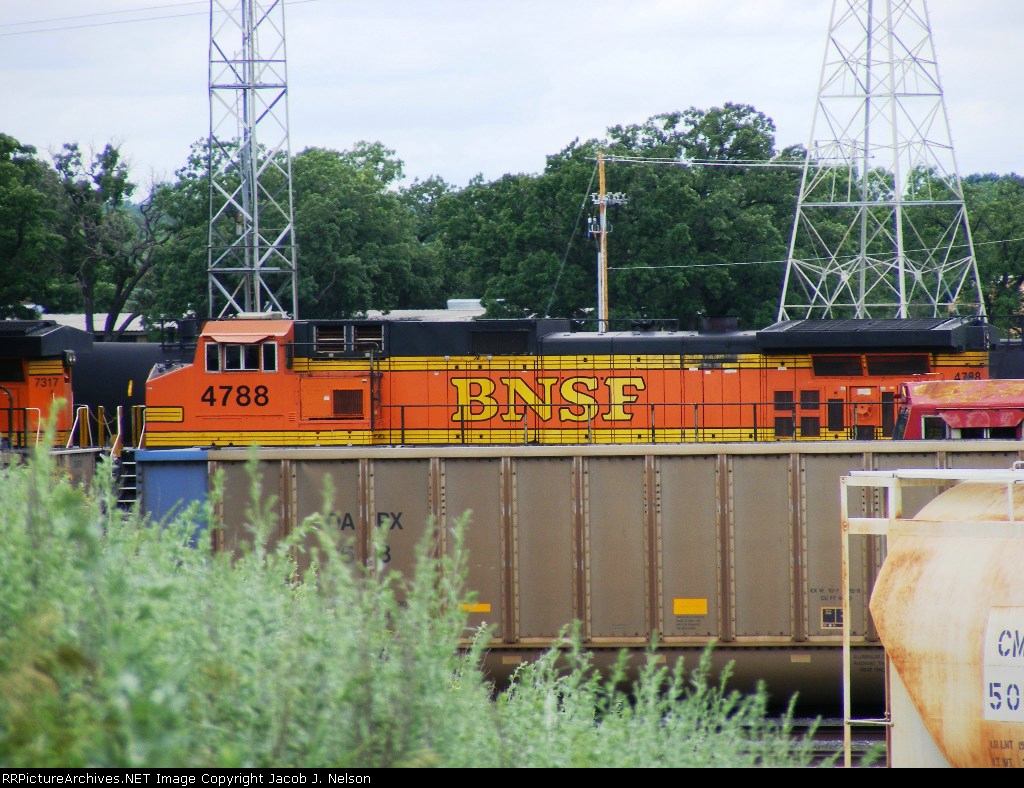 BNSF 4788